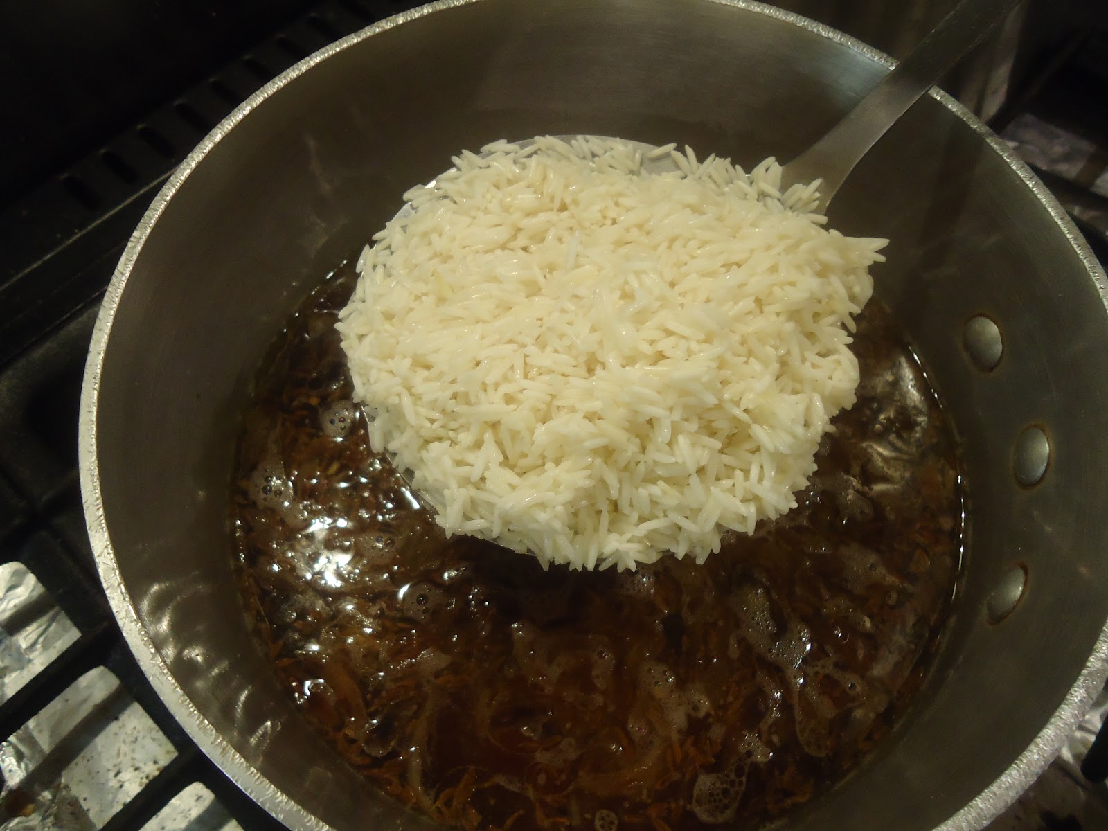 This Muslim Girl Bakes: Quick Pilau Rice