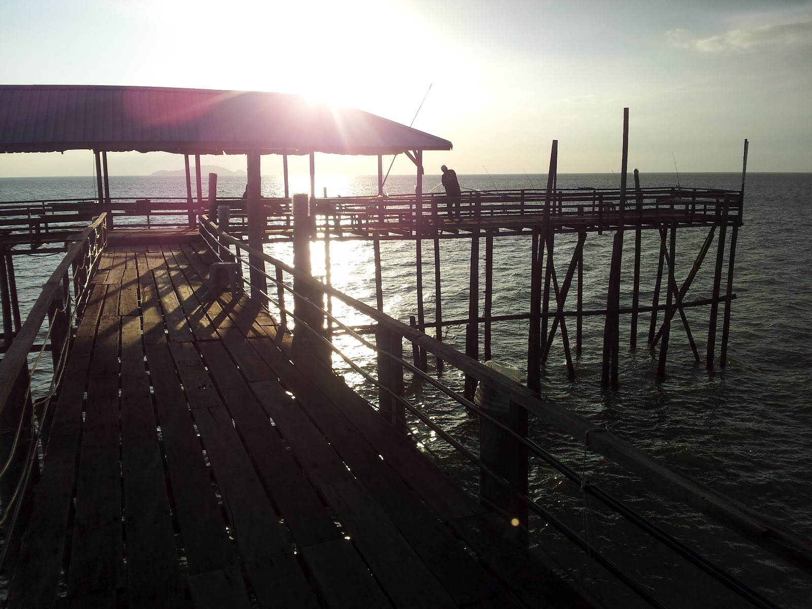 Kisahku: Memancing di Kelong Sri Pantai, Pontian Besar, Johor