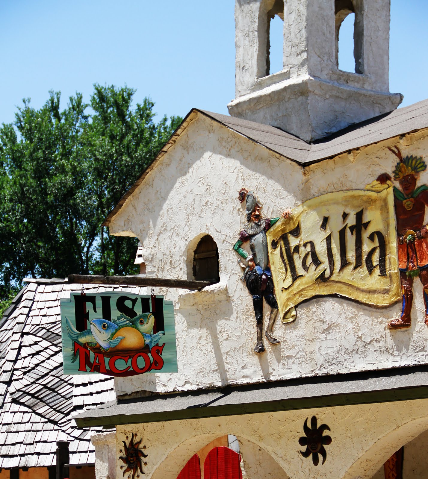 Running from the Law: Scarborough Renaissance Festival - Dallas