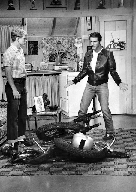 Motoblogn: Fonzie's 1949 Triumph Trophy 500 Custom