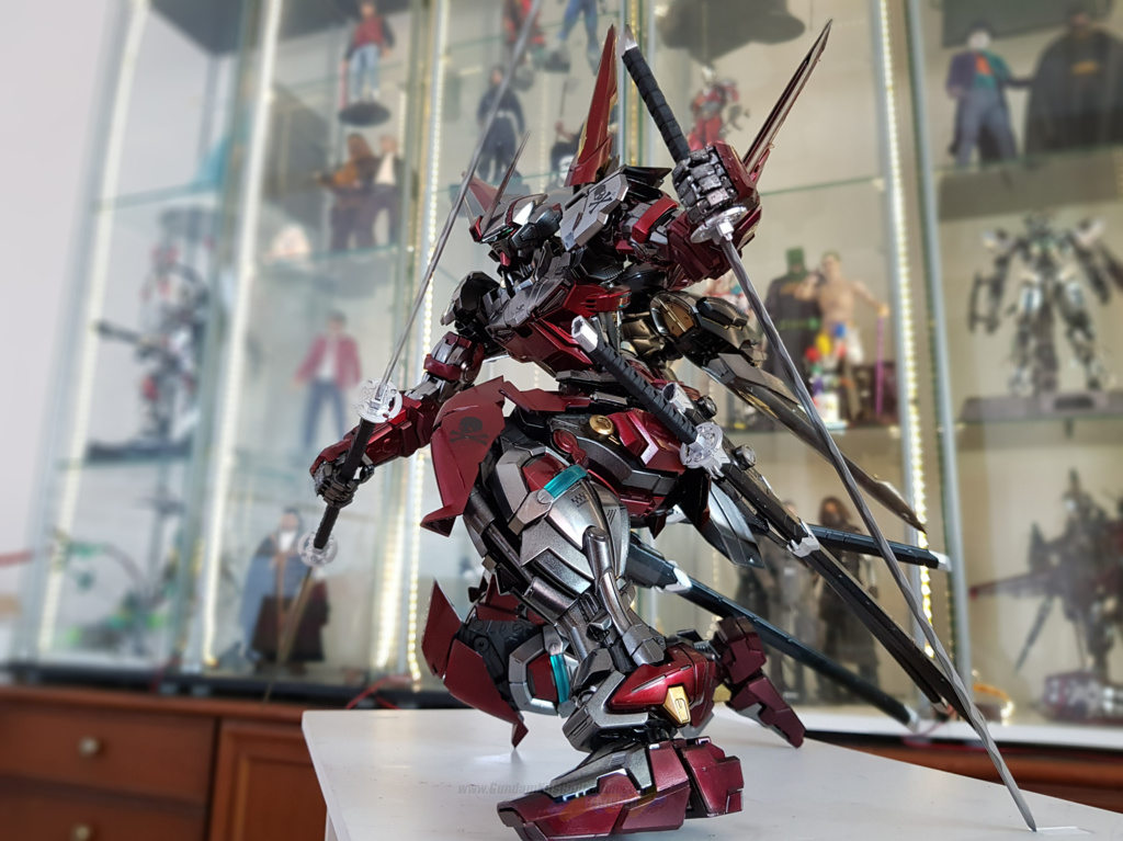 Painted Build: 1/60 Astray Ultraman Gundam