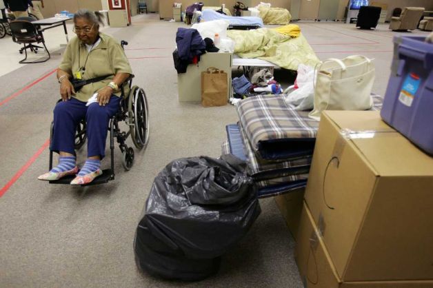 Media dis&dat: FEMA: During disasters, all emergency shelters must ...
