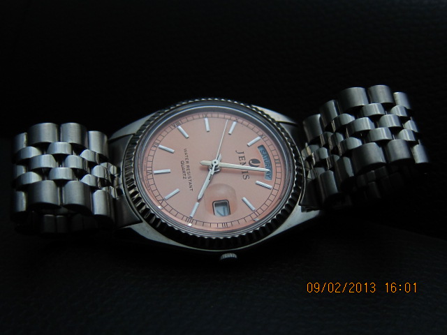 jam & watch: Jemis Quartz - Peach Dial (Sold)