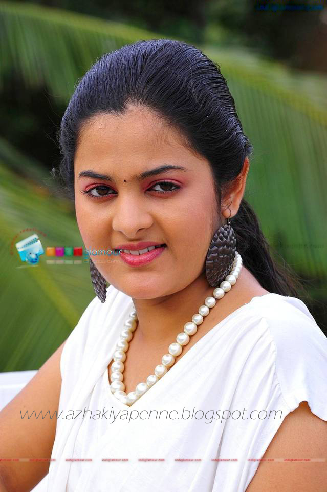 BEAUTIFUL MALAYALAM TV SERIAL ACTRESS AND CINEMA ACTRESS GALLERY ...