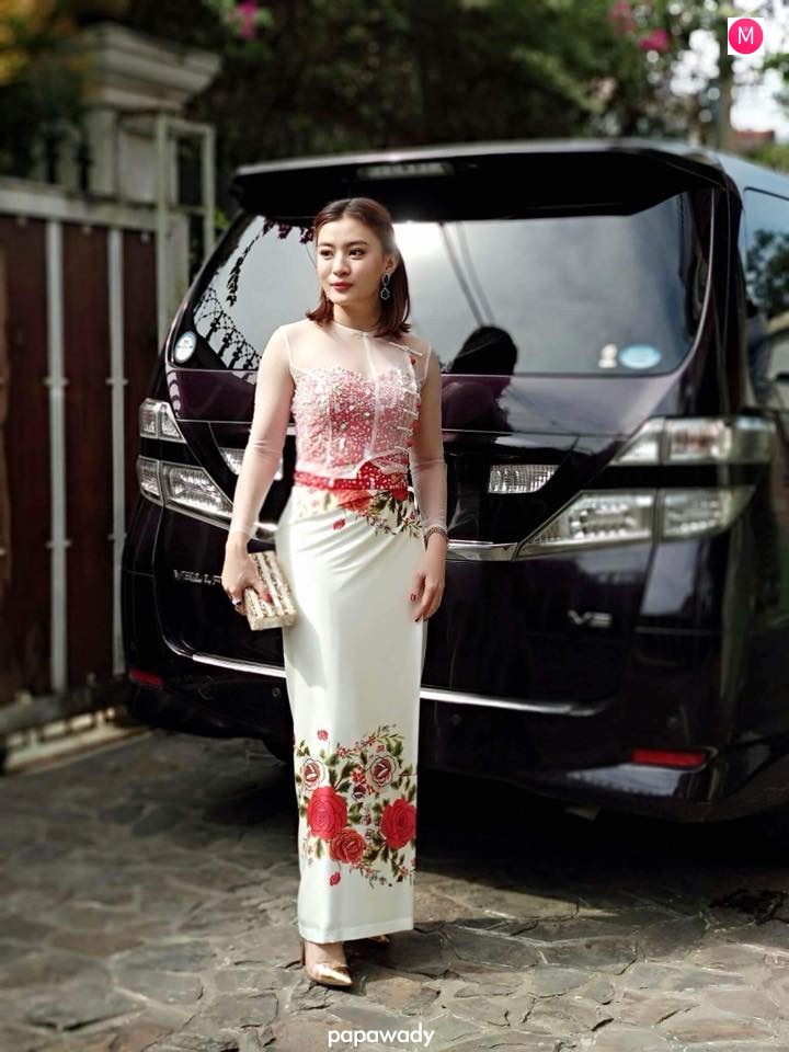 Wut Mhone Shwe Yi Fashion Outfit To Attend Wedding