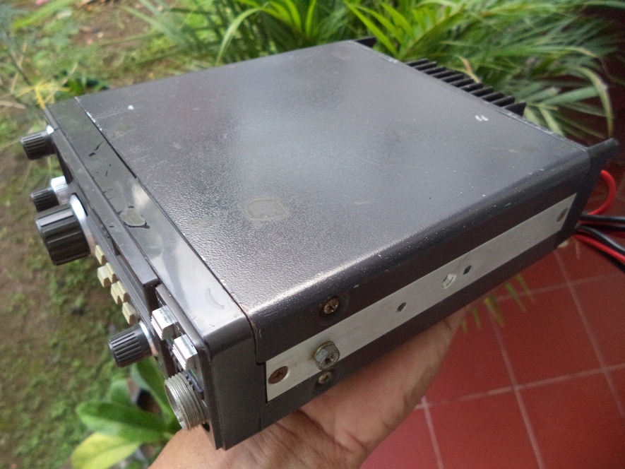 MEDAN RADIO: Yaesu FT-230R (terjual)