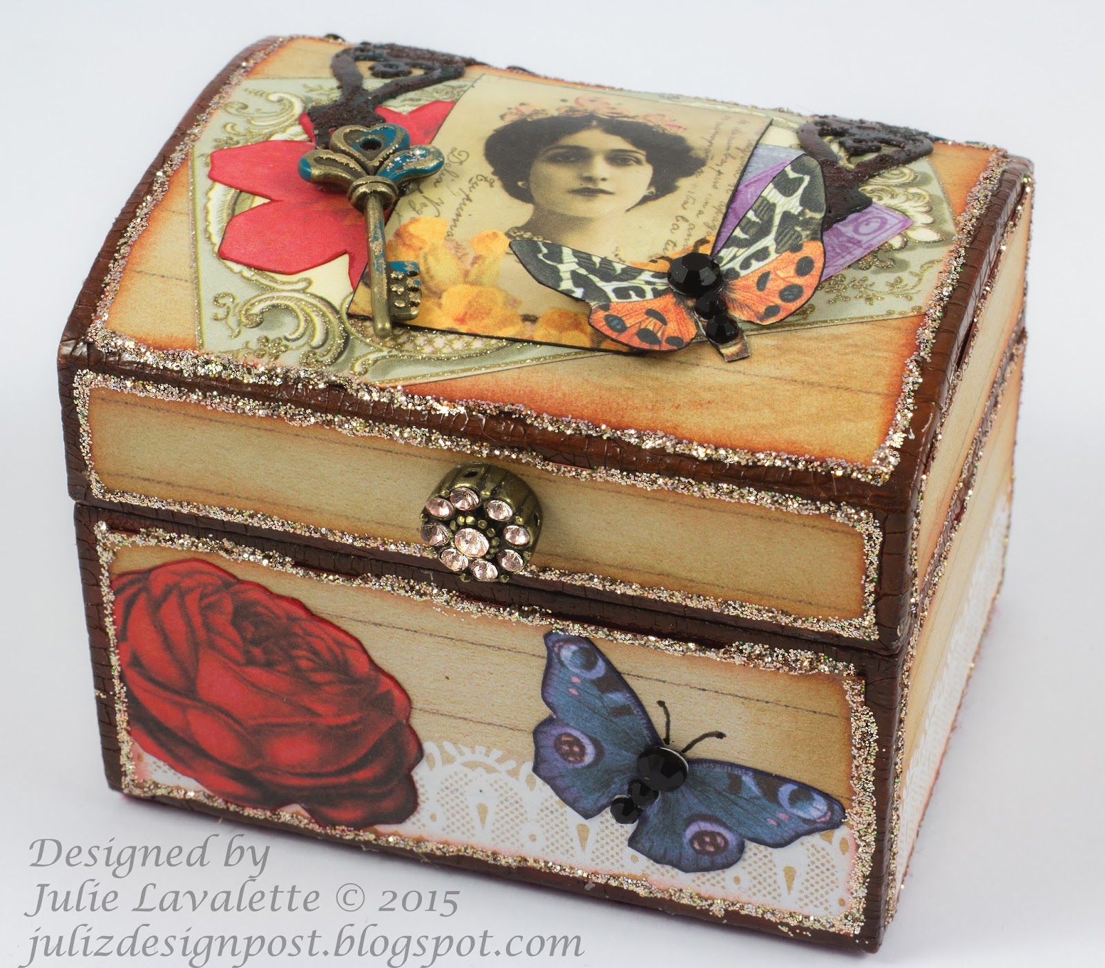 Juliz Design Post : Gypsy Gypsy Travel Chest