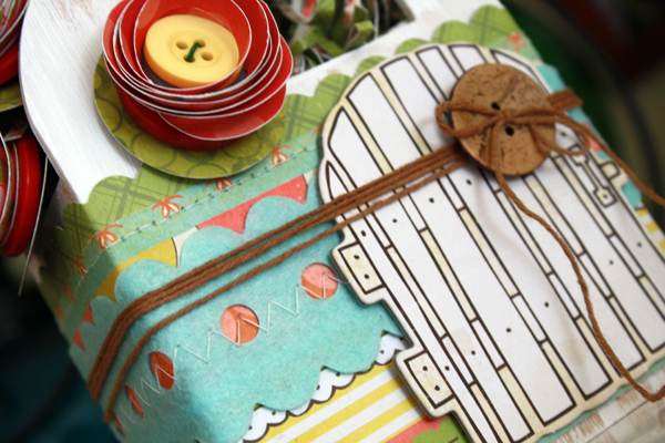 My little piece of that Azure sky: Crate Love - Spring rose vase