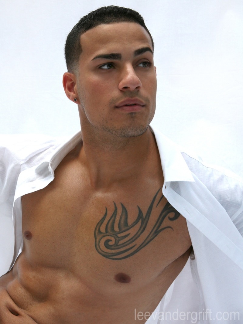 DAVID DUST: The Shirt Off His Back