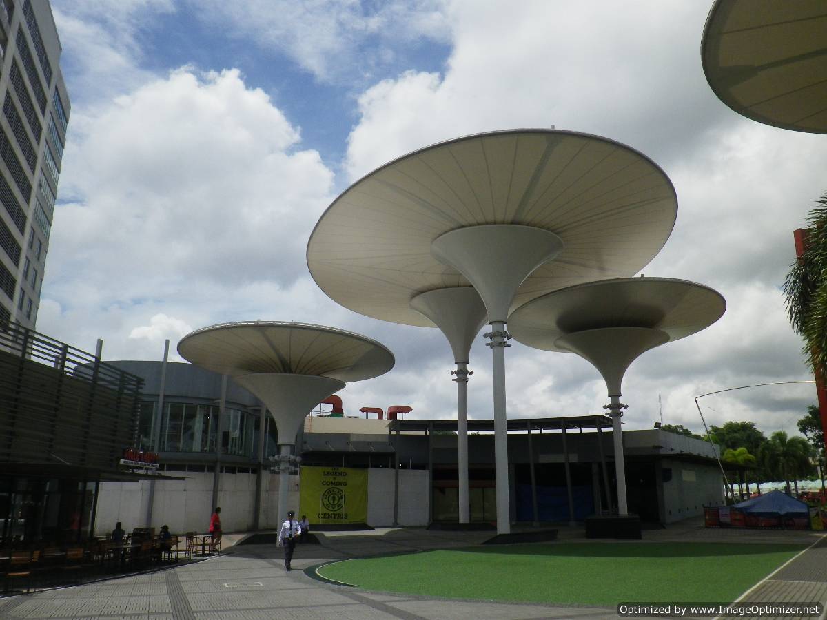 Philippines: 21st Century Parks: Centris Walk
