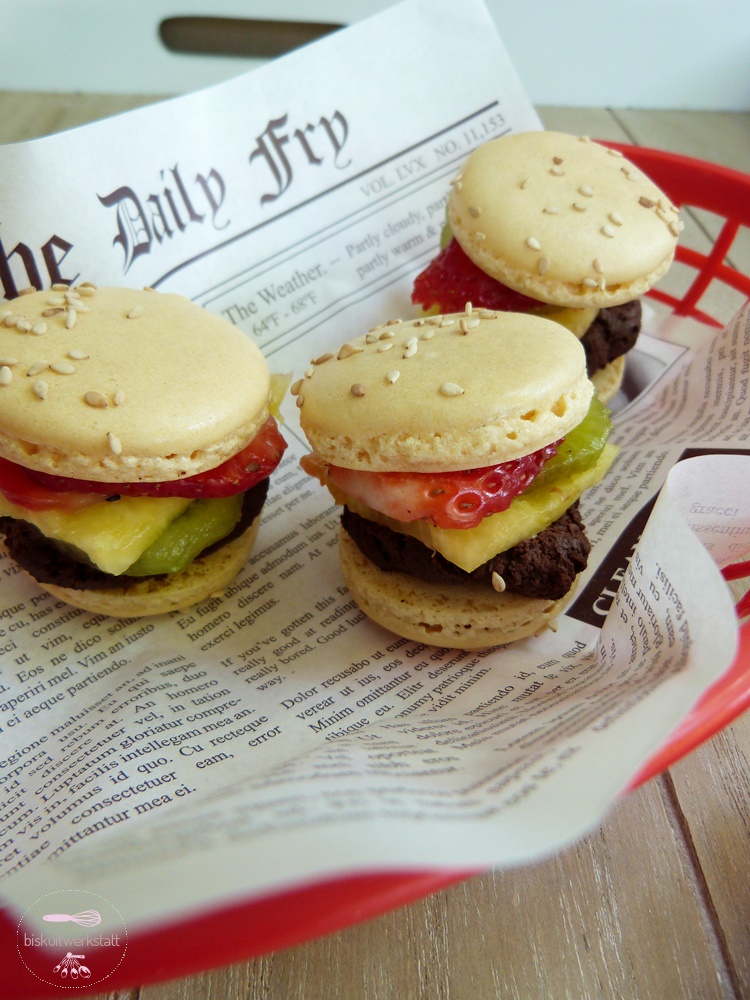 Mini-Burger Macarons [Burgermania] - Biskuitwerkstatt