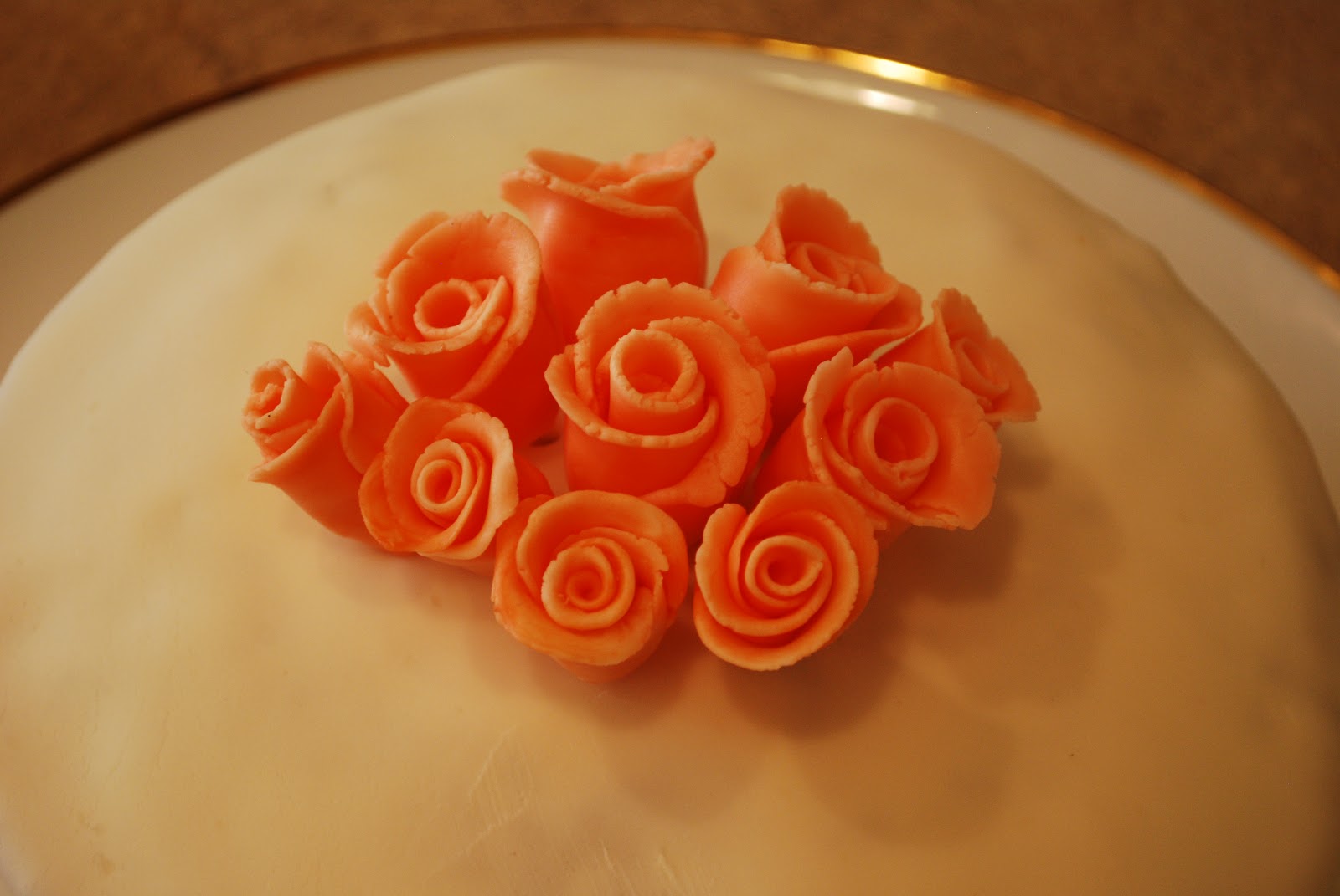 Sunshine and a Summer Breeze: Fondant Roses
