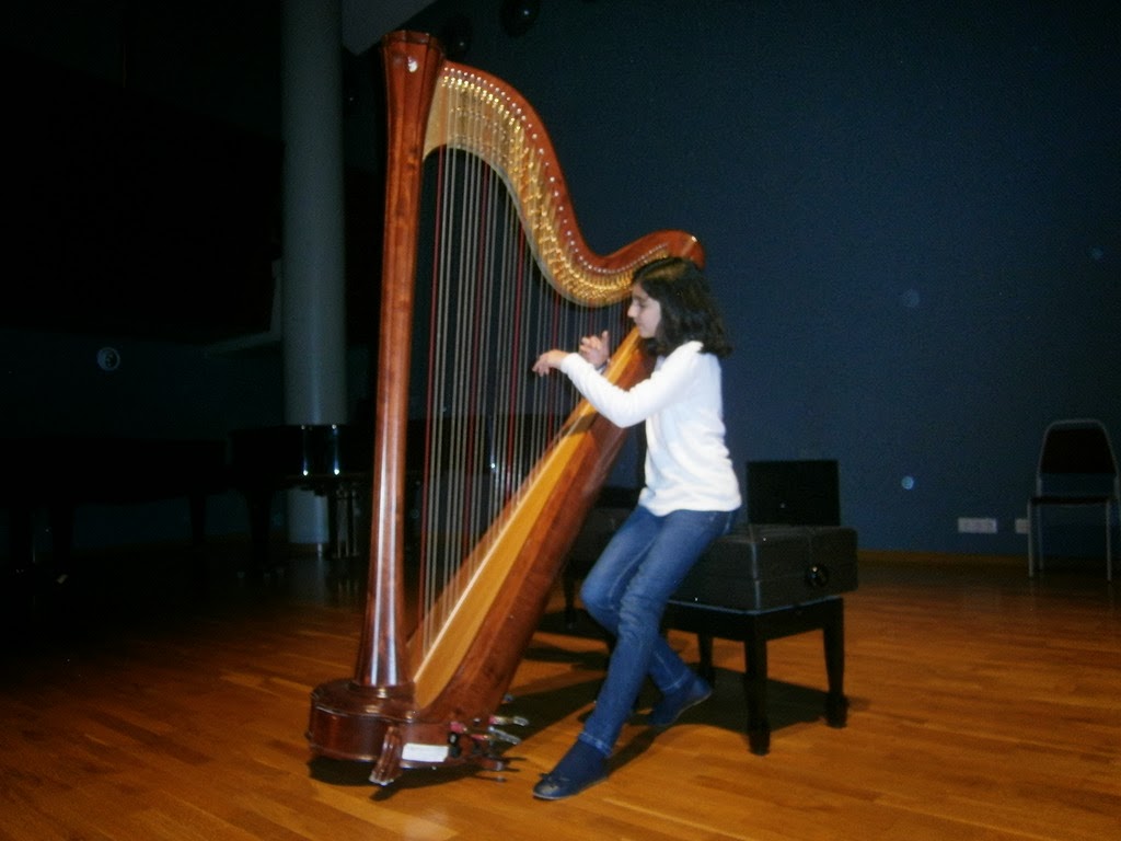 Música CEIP Prof. Bartolomé Cossío.: Audición de arpa