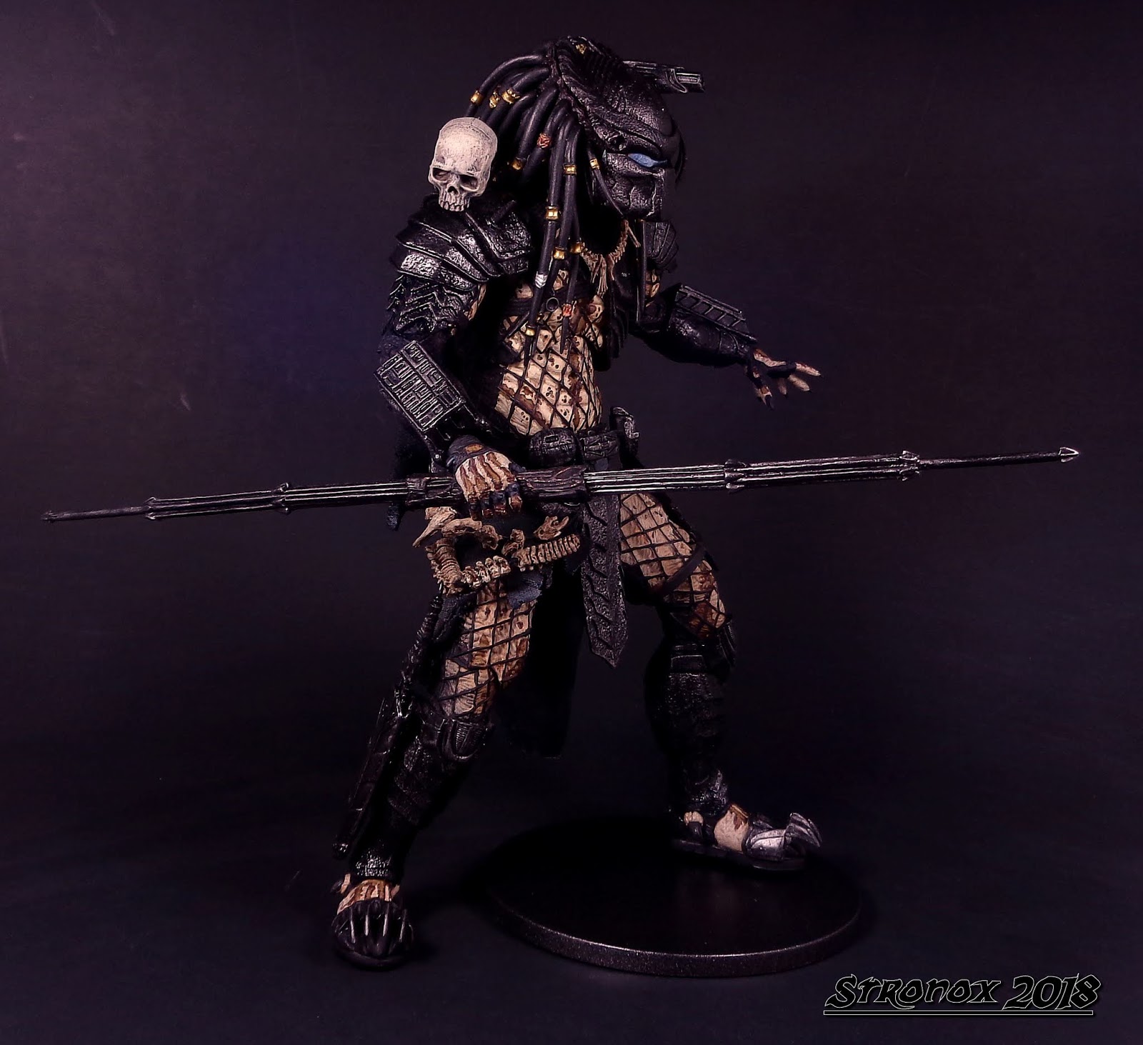 Stronox Custom Figures: NECA Predator: "Mr. Black"