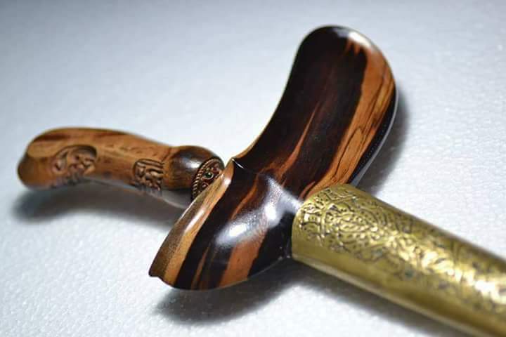 Tuah Kayu Timoho Sebagai Rongko Keris - Keris Ageman