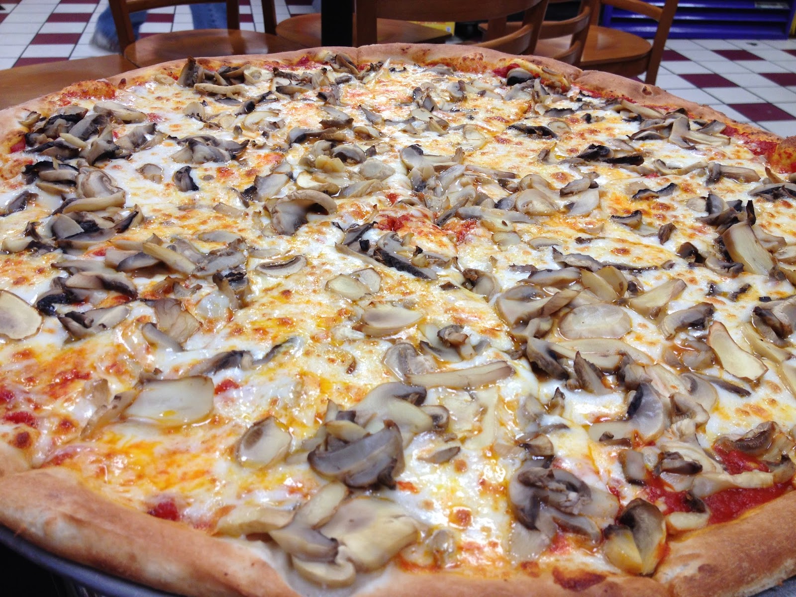 2 Dudes Who Love Food: Scittino's Italian Market- Catonsville, Maryland