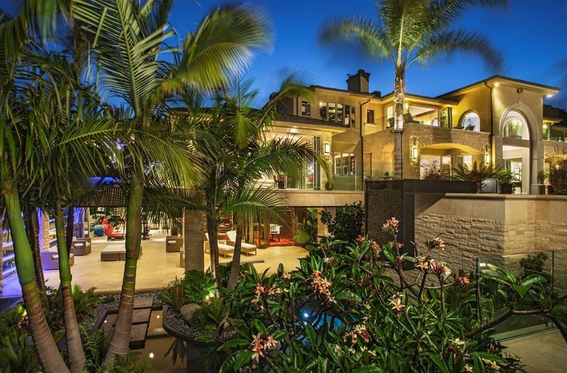 "Santa Barbara" Soap Opera Dream House from childhood memories in ...