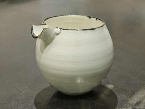 Sara Japanese Pottery: Cups and Bowls by Hanako Nakazato