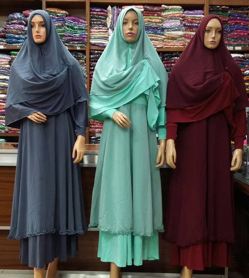Inspirasi Terbaru 49+ Model Gamis Syari Polos Kombinasi 2 Warna