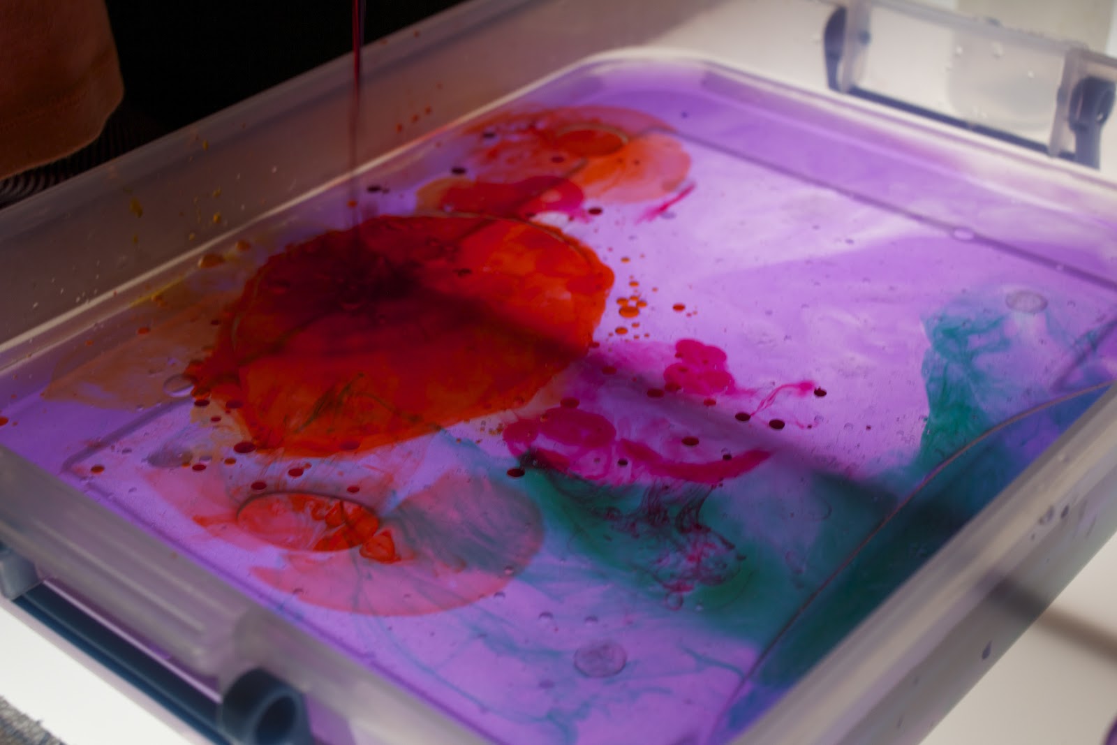 Play At Home Mom LLC: Lava Lamp in a box