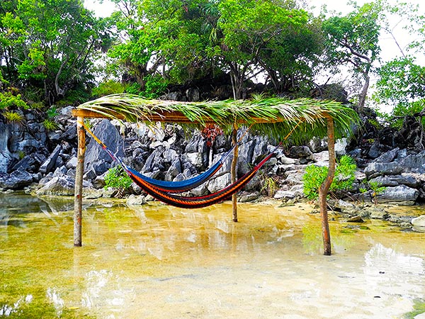 My Roatan - Adventures in Creating Nirvana: new chillout stations