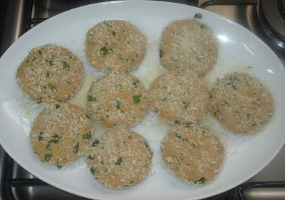 Shobha's Food Mazaa: MINI FISH BURGERS / SANDWICHES
