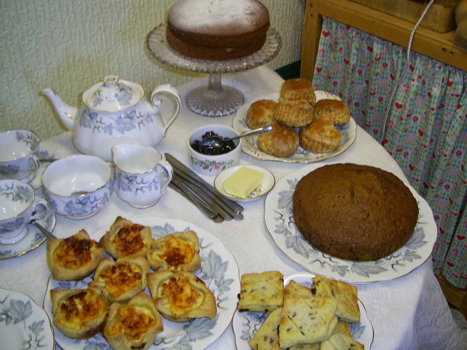 A New Life in Wales: Sunday High Tea