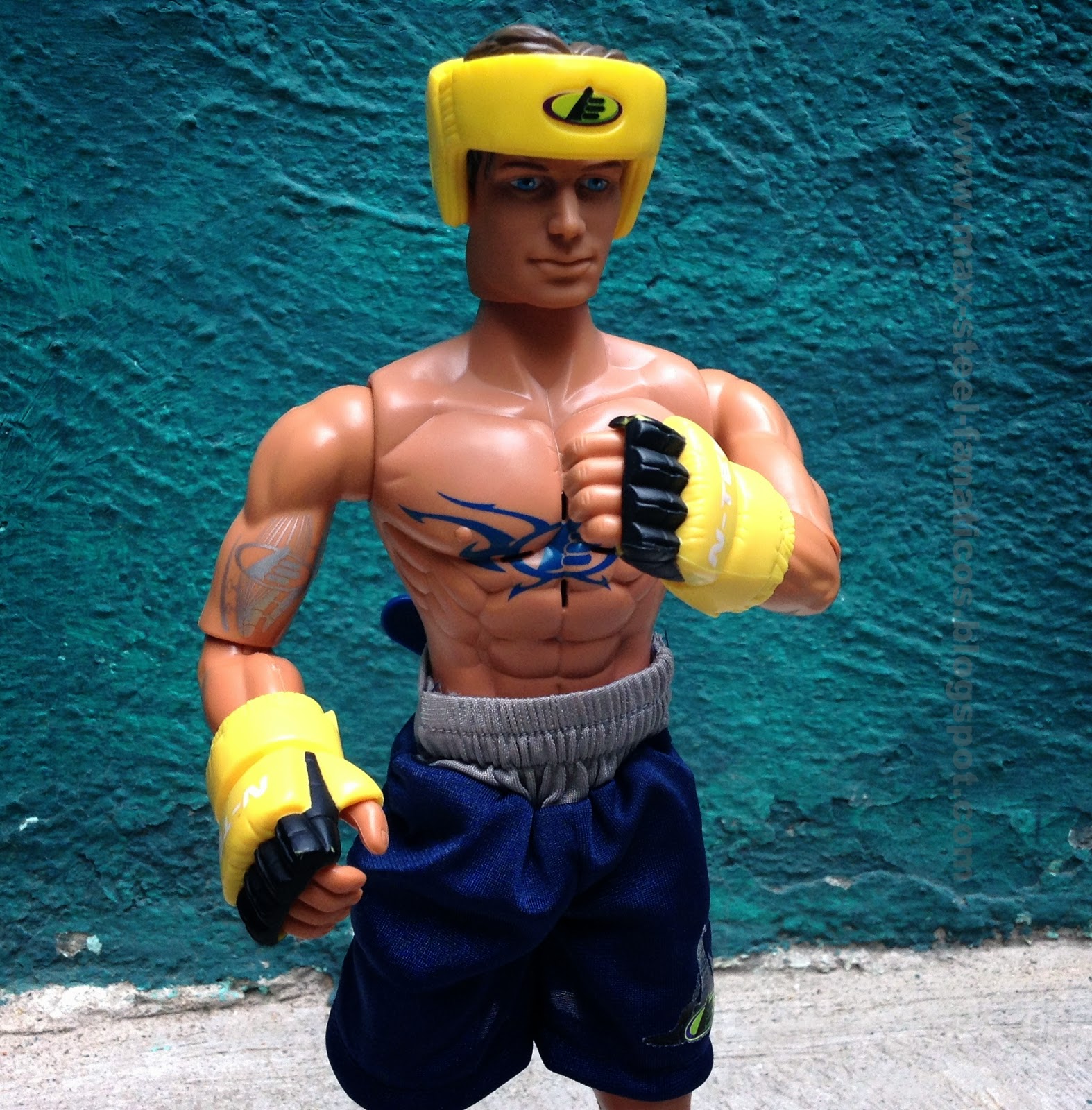 Max Steel Fanáticos: Max Steel Reviews: Robo-kick (Parte 6)