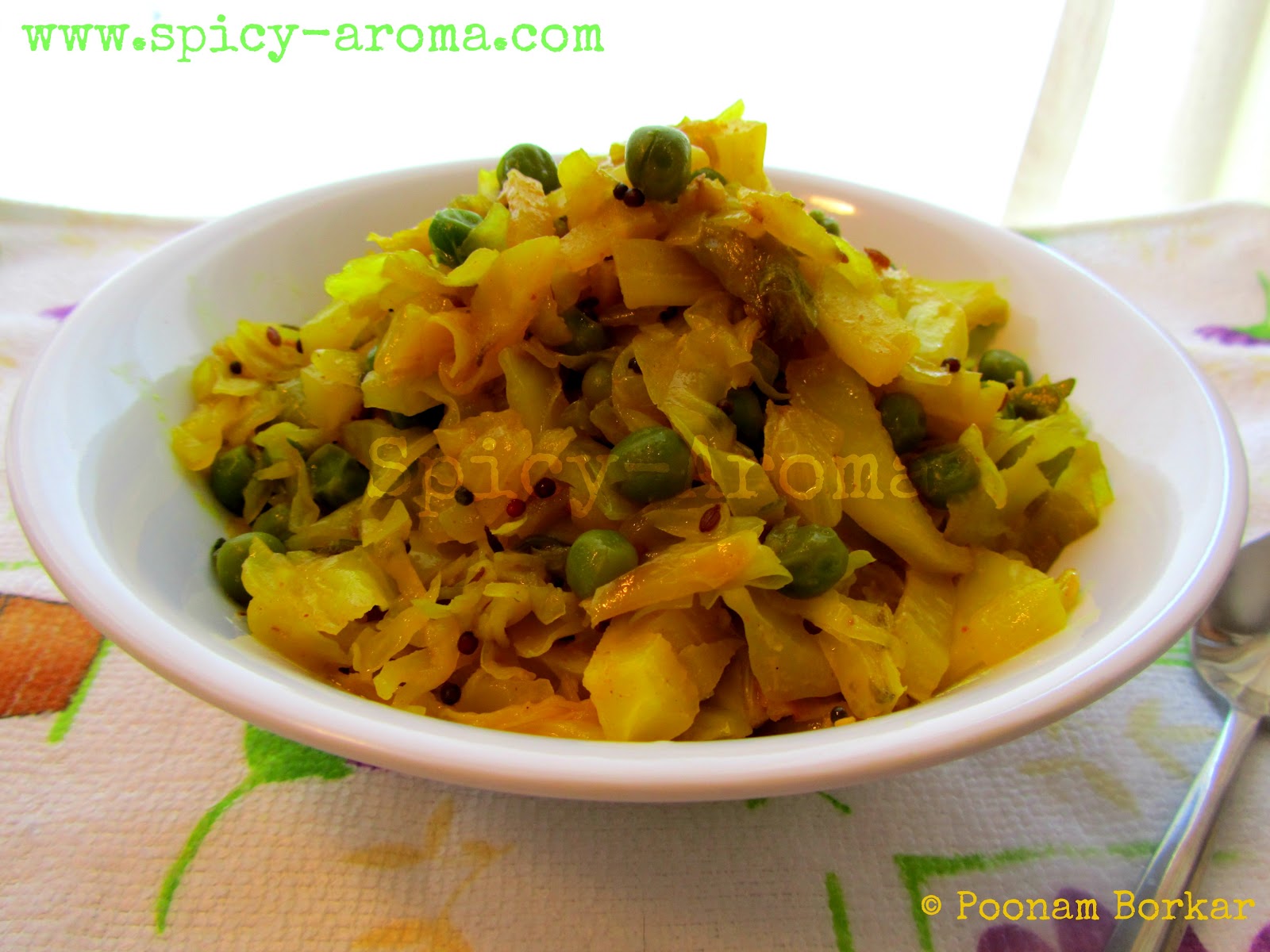 Patta Gobhi ki Sabzi / Cabbge and Green Peas Stir Fry - Recipe with ...