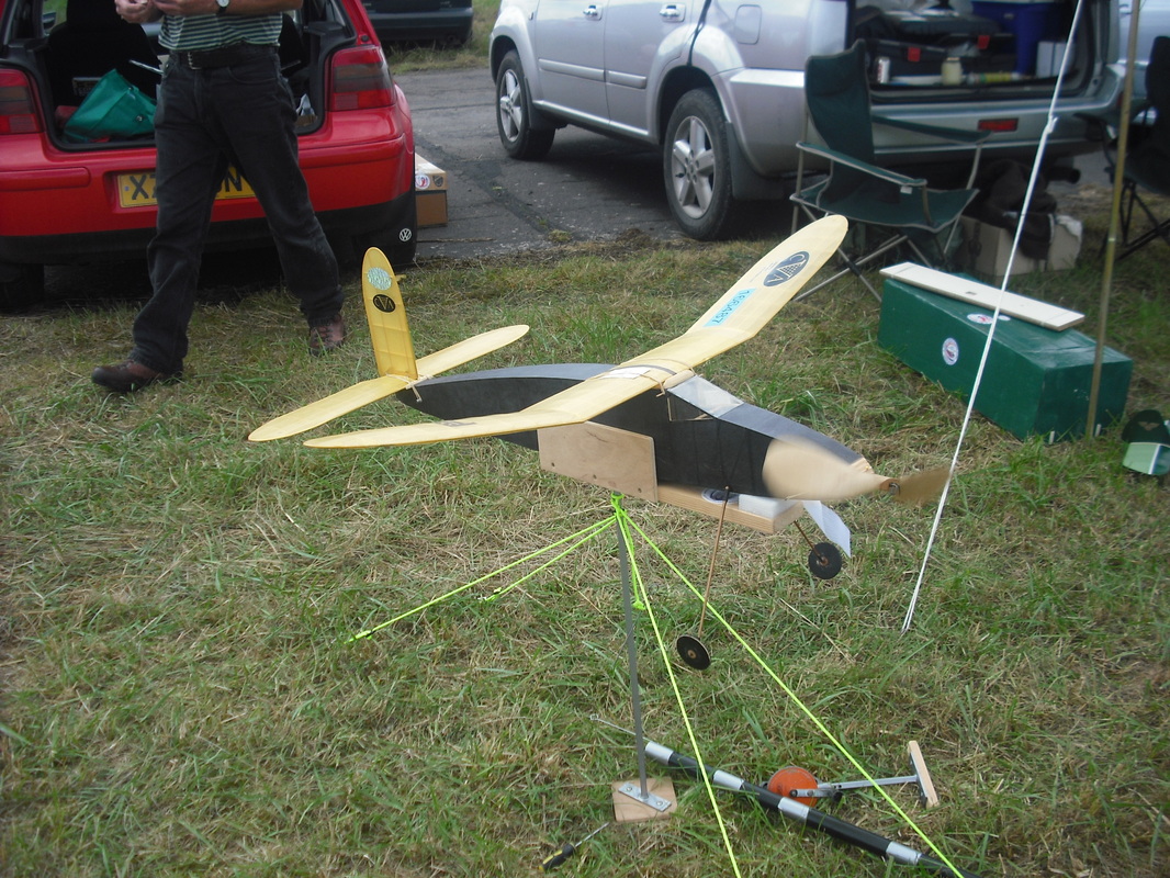 The Building Board: Cornwall Vintage Aeromodellers