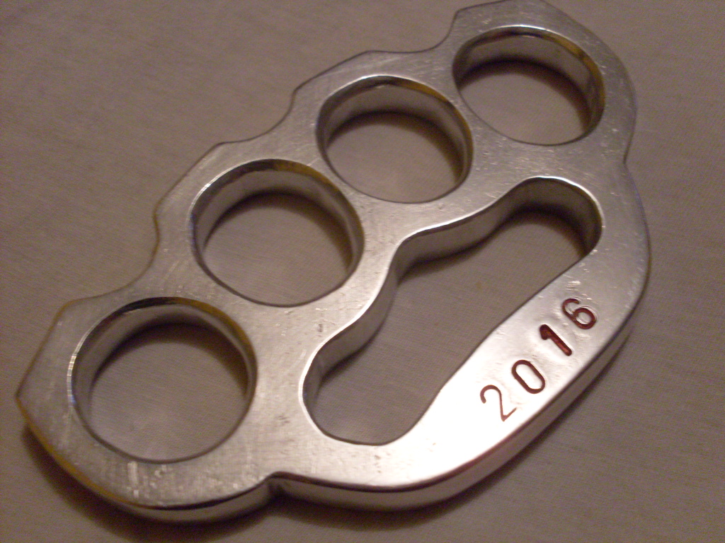 WeaponCollector's Knuckle Duster and Weapon Blog: Homemade U.K Knuckle ...