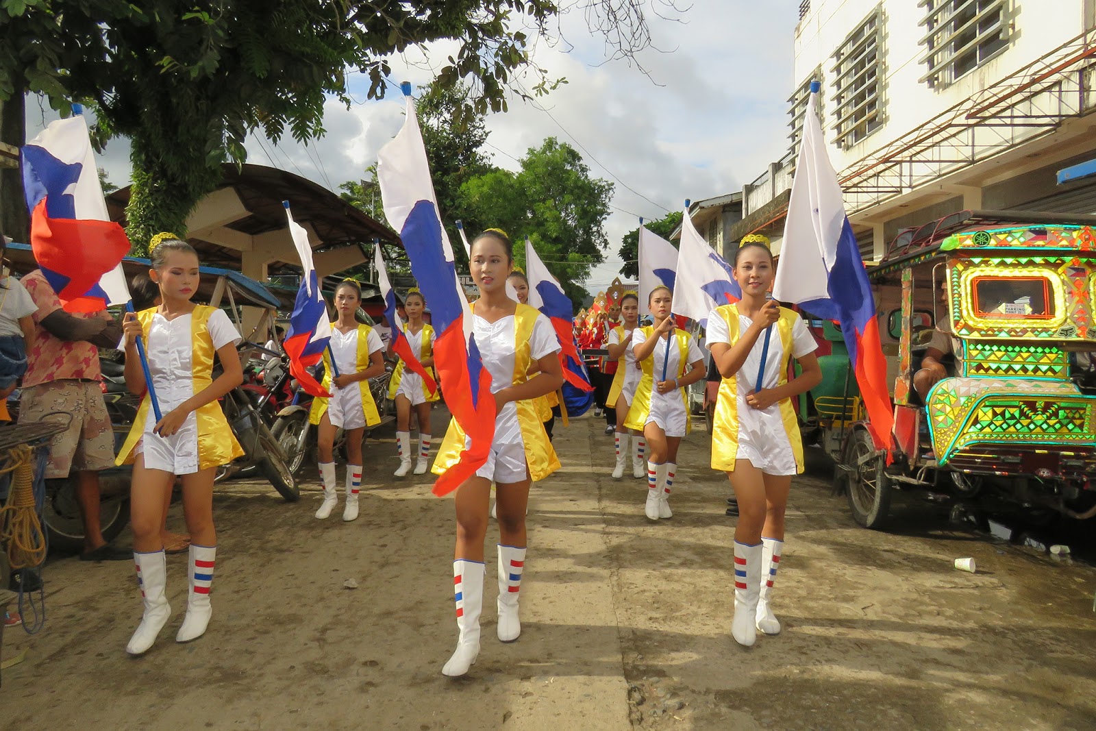 ThOuGhTs, iDeAs, oPiNiOnS, cHaTtEr: Northern Samar: Day 1