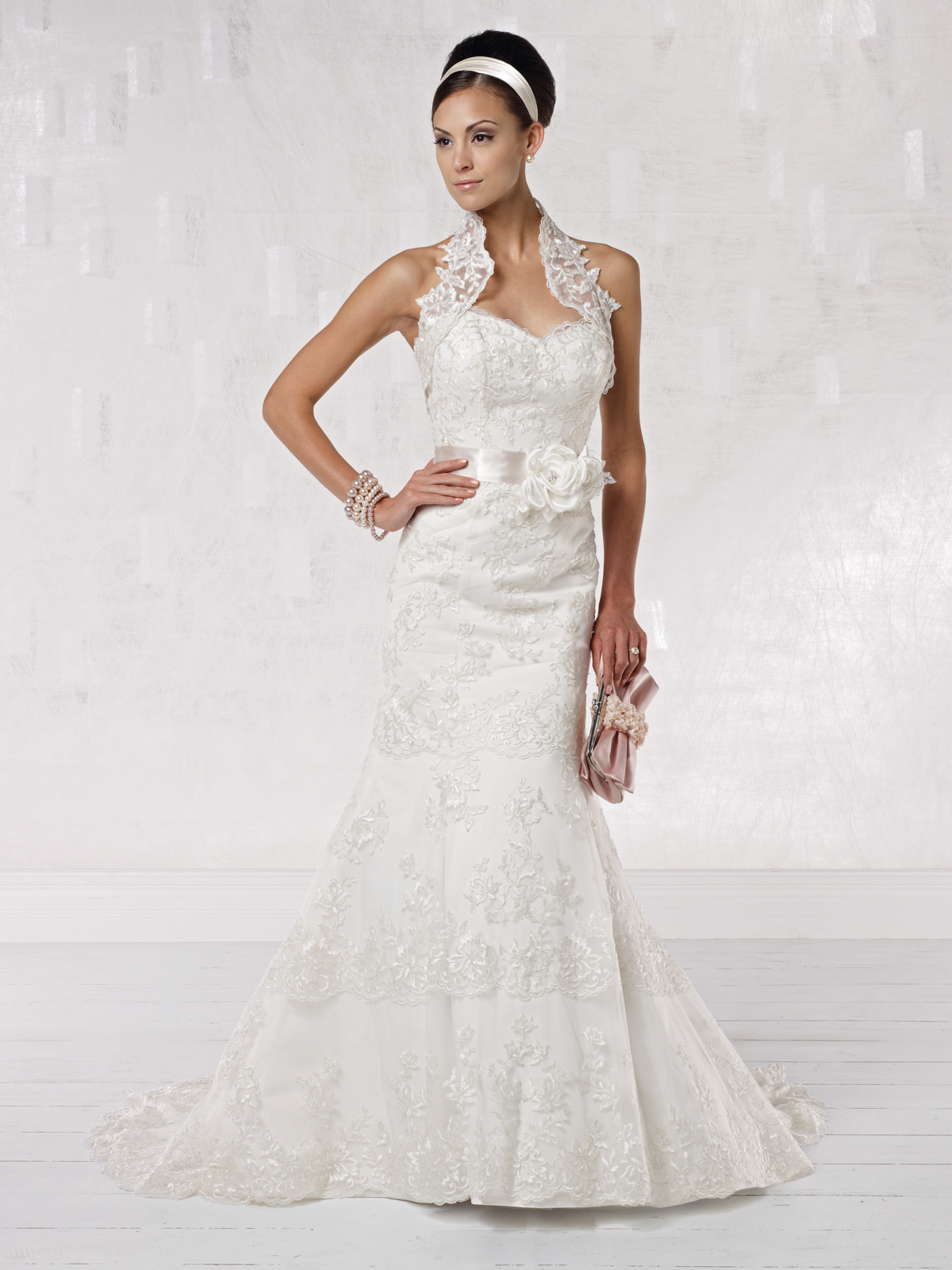 bridal gown reviews: Spring Wedding Dress by 2b 231209