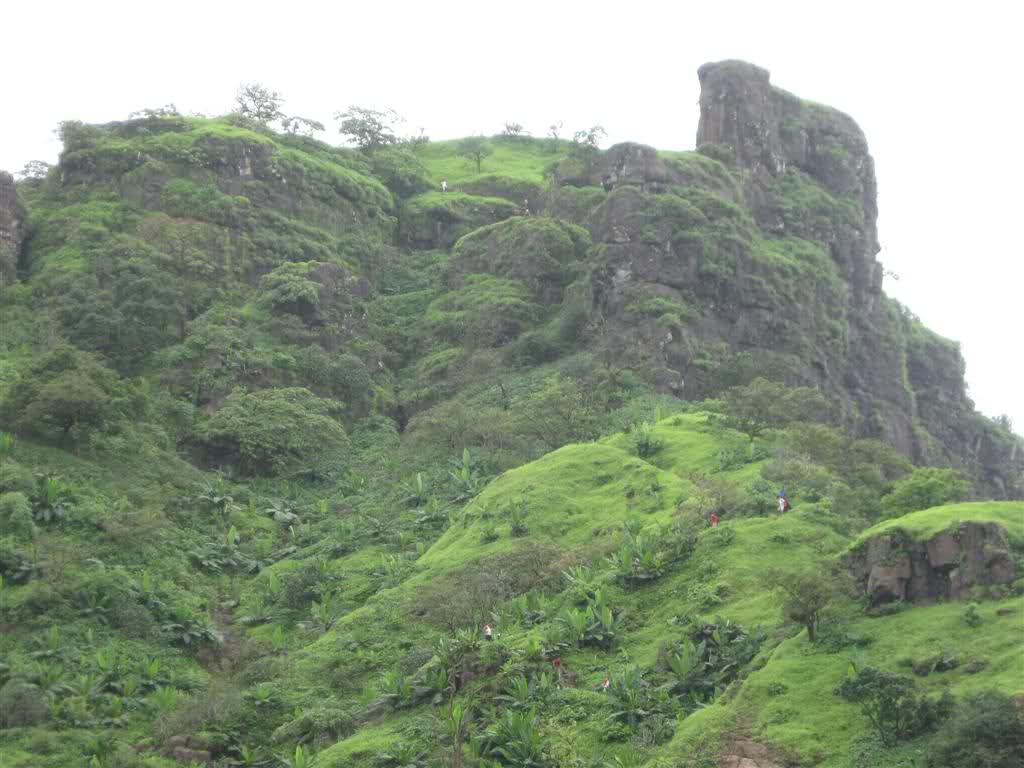 Best Tourist Places: Mahuli Fort Trek