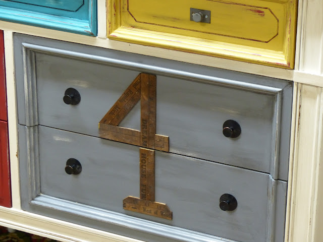JULIE PETERSON - Simple Redesign: THE FUN AND FUNKY DRESSER!