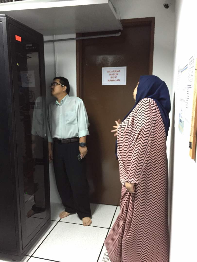 SISTEM PENGURUSAN KESELAMATAN MAKLUMAT (ISMS) MS ISO/IEC 27001 : 2013 ...