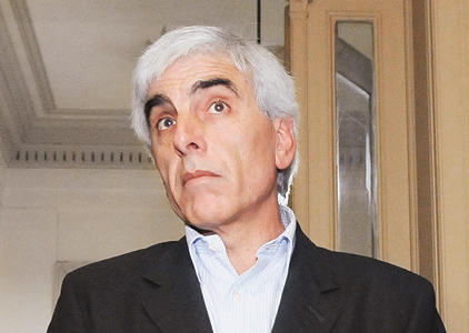 Indie Politik: El clima en la redacción de Clarín y los enredos de Rendo