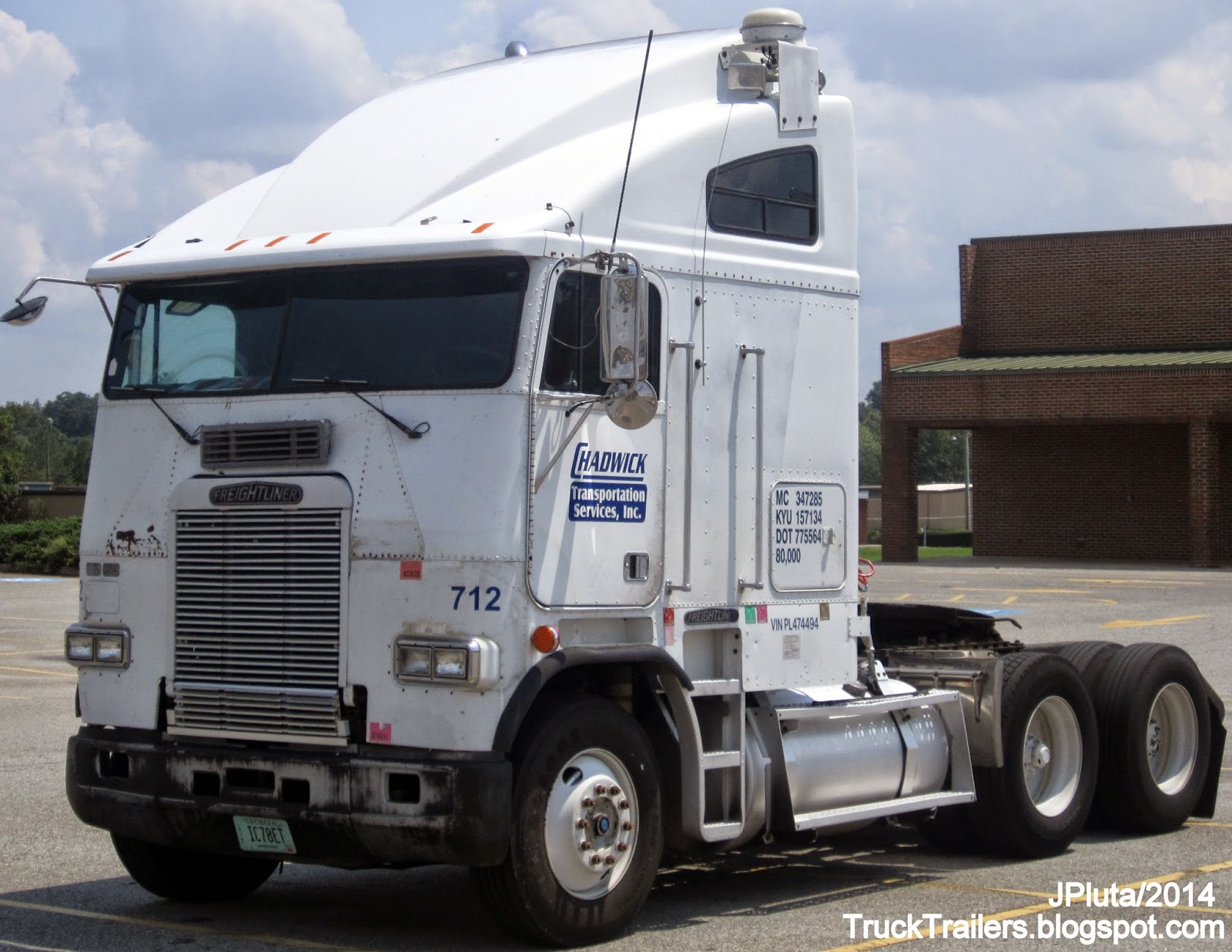 TRUCK TRAILER Transport Express Freight Logistic Diesel Mack Peterbilt ...