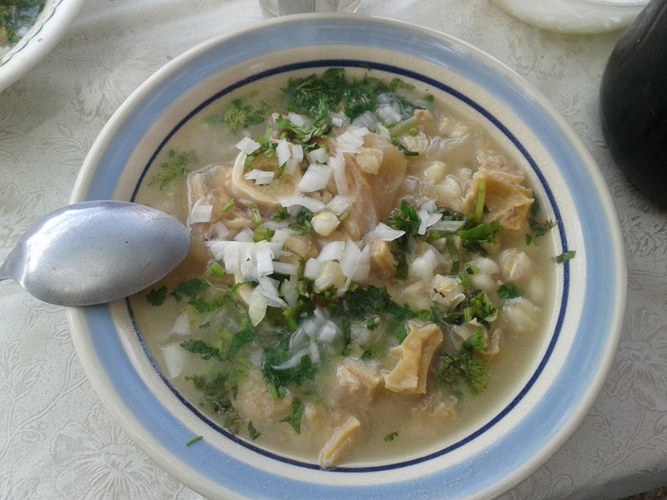 MENUDO ESTILO SINALOA .COMIDA MEXICANA