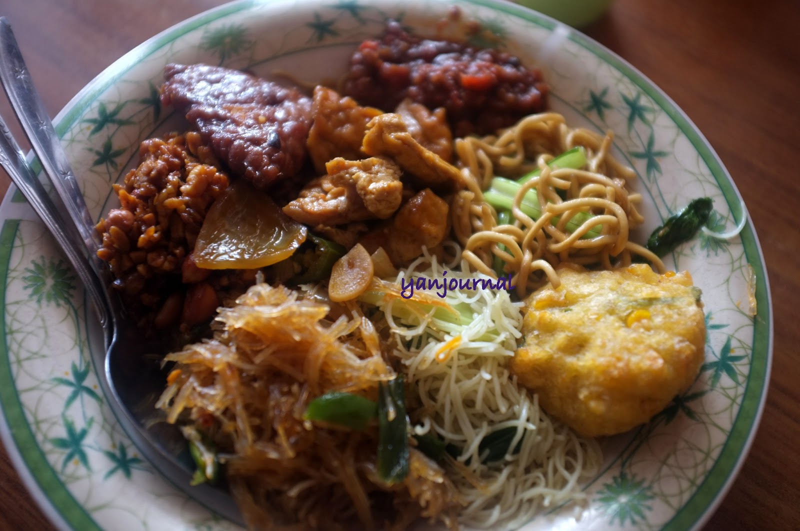 Yan's Family, Frens, Travel, And Food Journal: Bandung Shoppinggg (7 ...