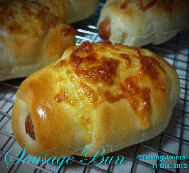 My Baking Journal: (65°C) Sausage Bun