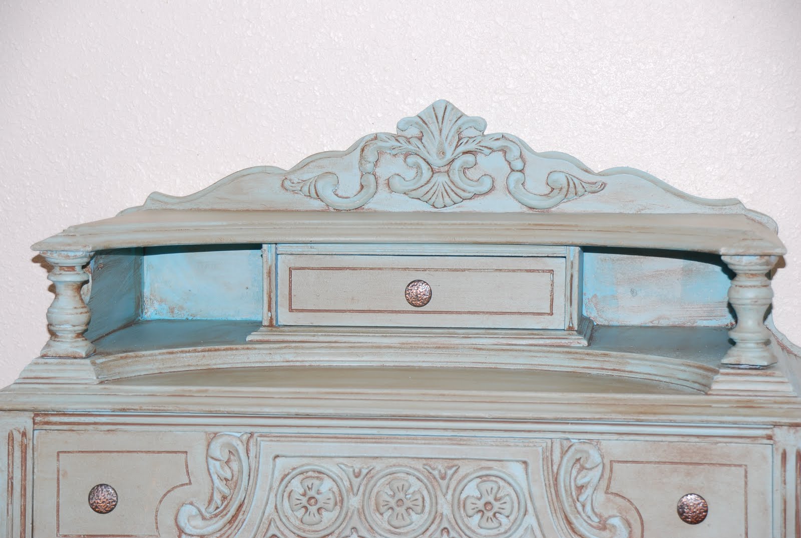 Sexy Lexi's Kool Krafts: $10 dresser turned entry shoes/junk station