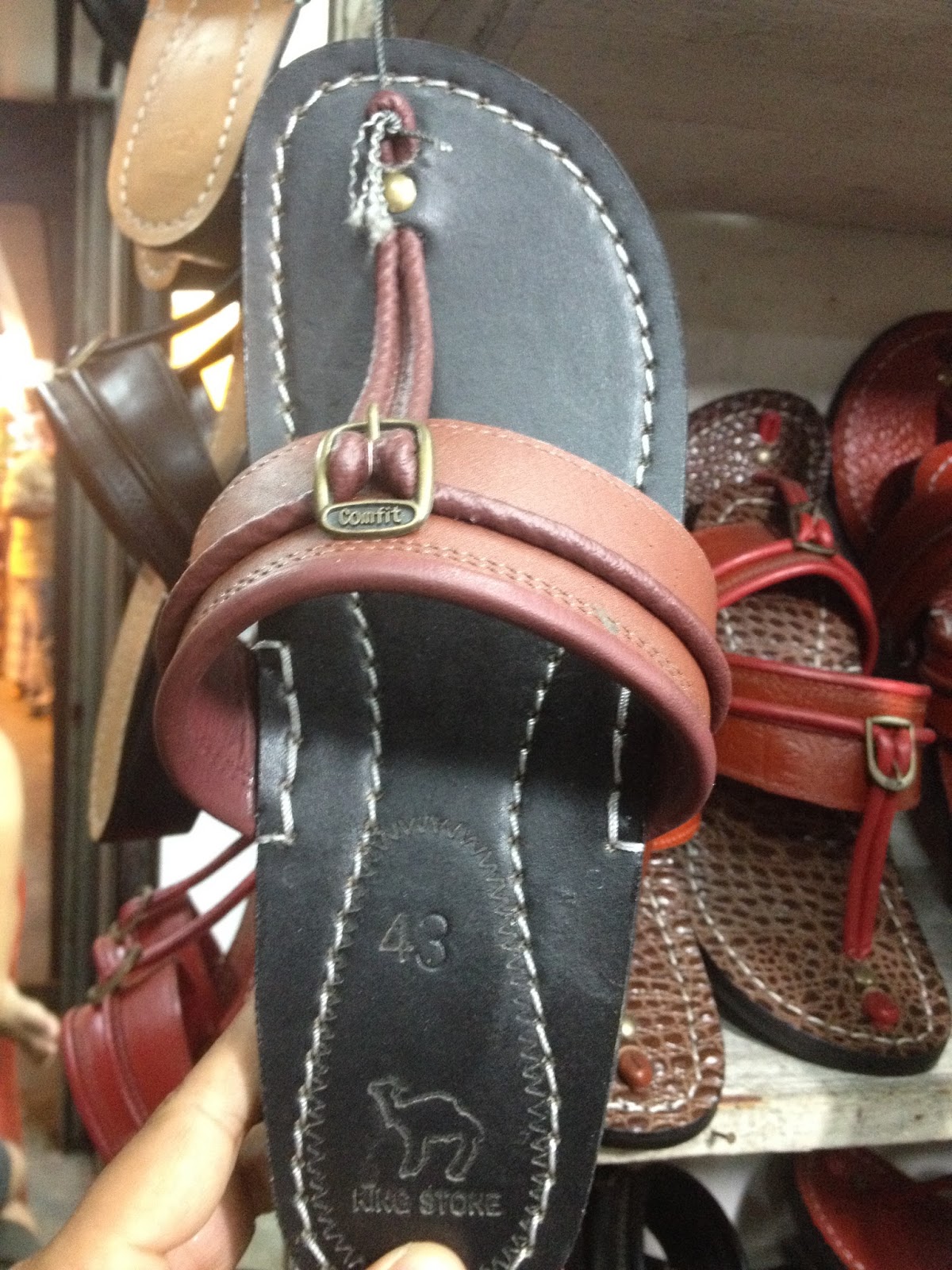 LUQ KRAF & BIZZ: Selipar Capal