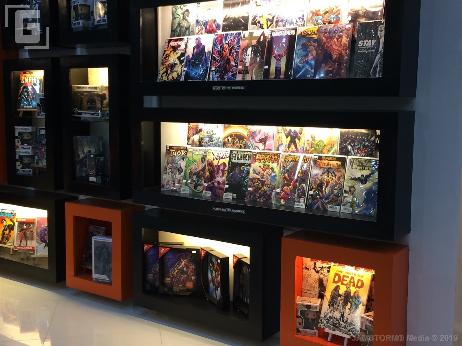 GeekMatic!: Filbar's | Enter A New Multiverse