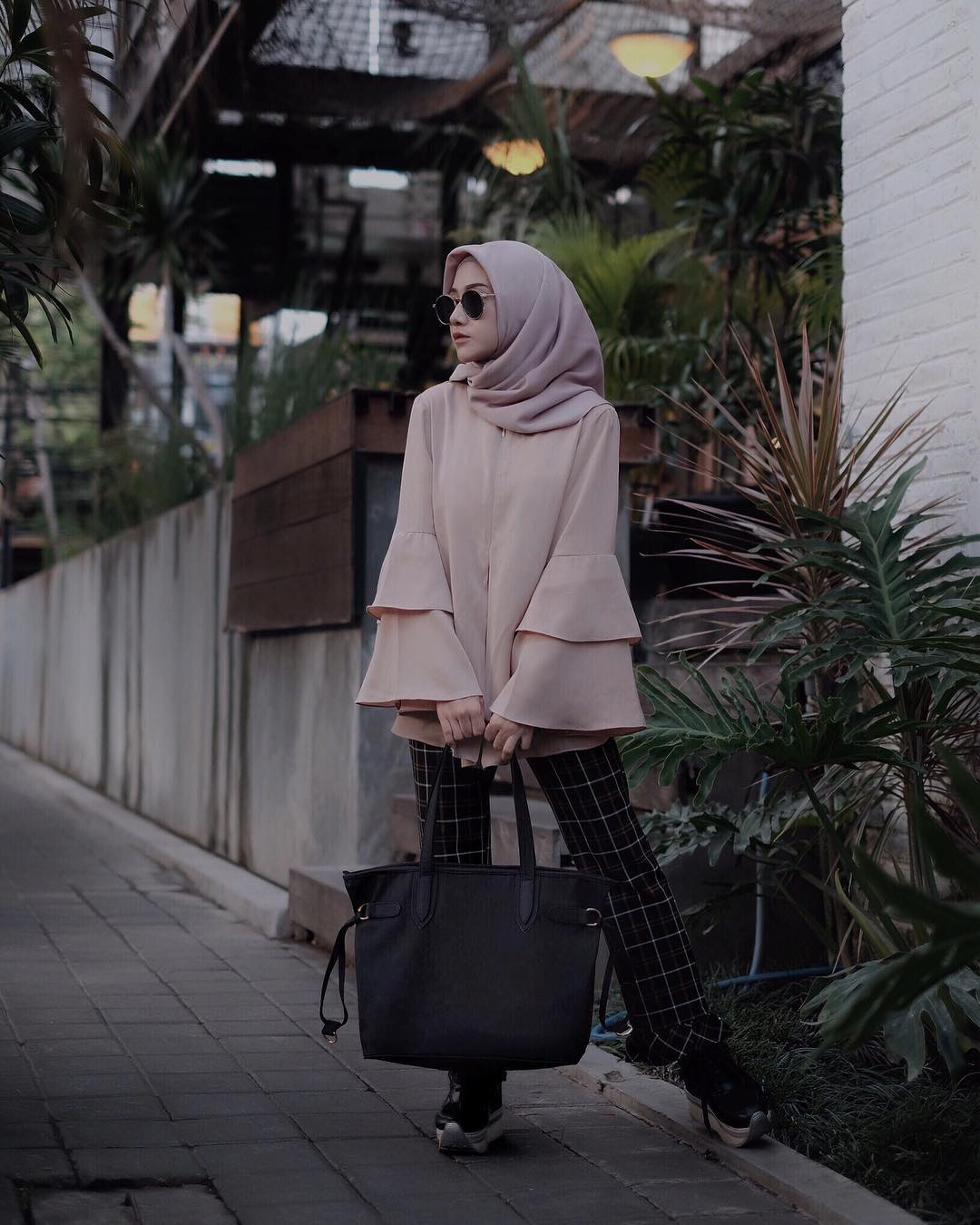 OOTD Baju Hijab Kekinian Ala Selebgram 2018