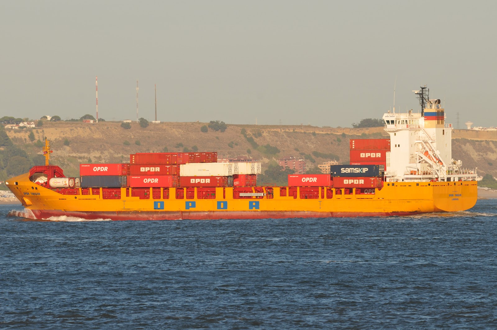 SHIPS & THE SEA - BLOGUE dos NAVIOS e do MAR: OPDR TANGER underway ...