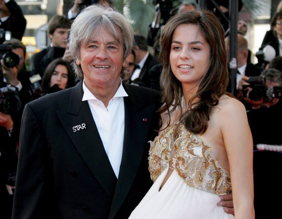 STAR PEOPLE CROWN: ALAIN DELON ,ANTHONY DELON WITH HER HIDDEN DAUGHTER ...