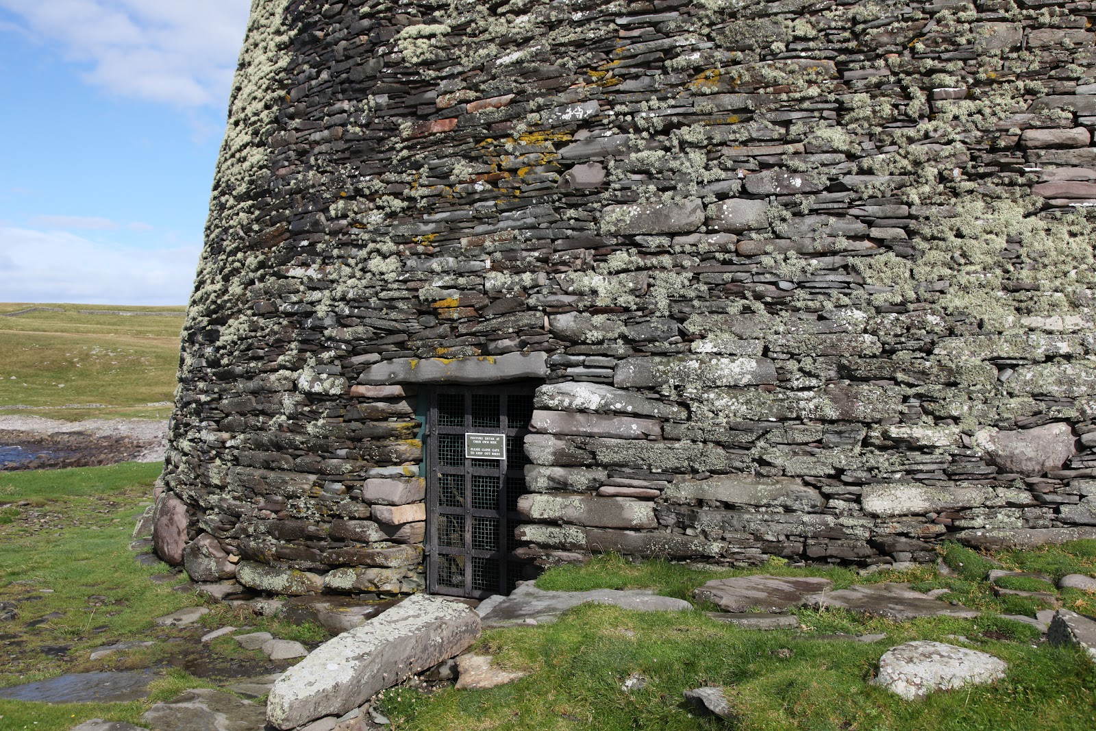 voussoirs: MOUSA BROCH