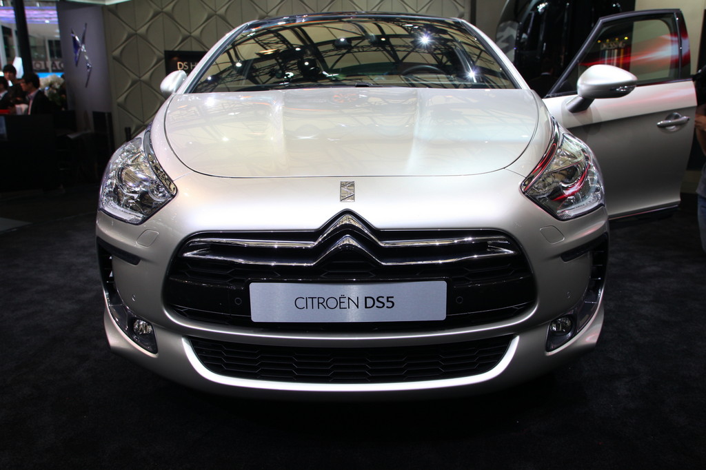 Underground Vs Eightq: Shanghai 2011: Citroën DS Line extended to DS5