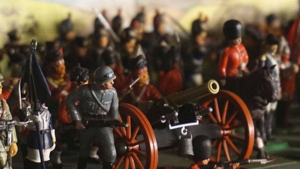 toyhaven: Toy soldier collection sold for US$50,000 (S$66,180)
